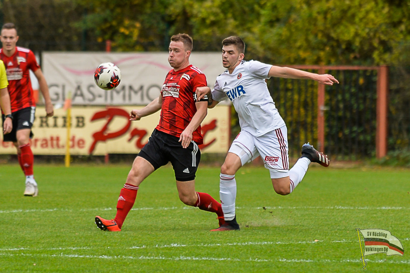 Viertes Spiel in Folge sieglos • Fotos von H. Lux, G. Schambil – SV ...